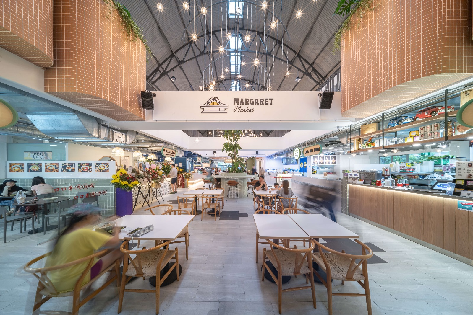 Check Out Margaret Market In Queenstown - Trendy And Full Of Life!